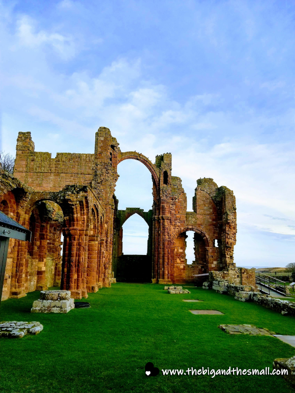 UK Road Trip Day 11: Holy Island of Lindisfarne | The Big and The Small